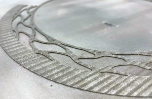 Rotary surface grinders help to streamline build plate resurfacing