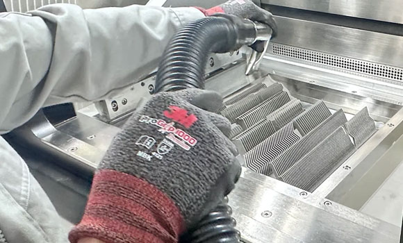 Hankook adds second Eplus3D machine to support tyre sipe mould production
